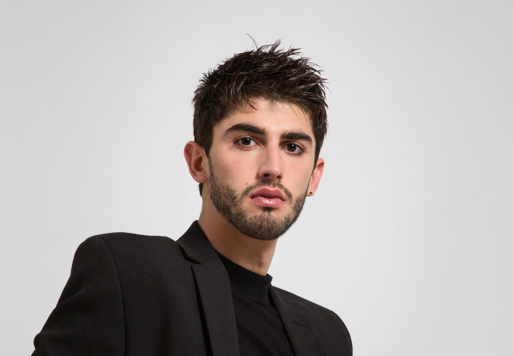 Entrevista a Hodei Baile, autor del poemario El niño perdido ...